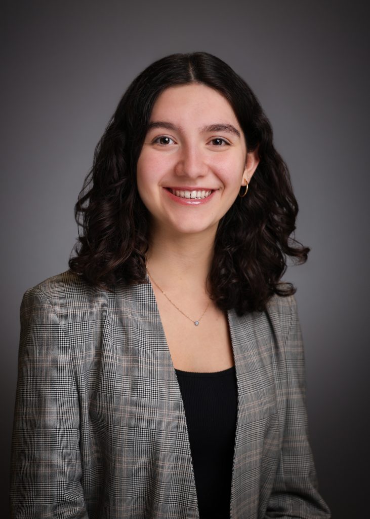 Our Team > Chloe Young – PlanetLab